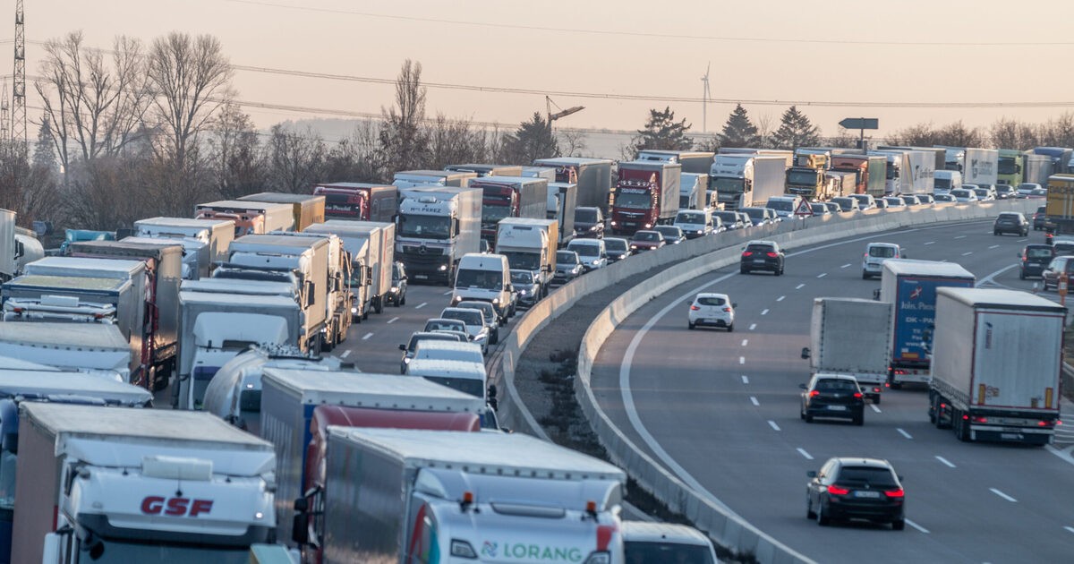 Freie Fahrt: A5 bei Ettlingen wieder frei | die neue welle