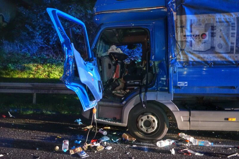 Zehn Kilometer Stau nach Lkw-Unfall auf der A5 bei Rastatt | die neue welle